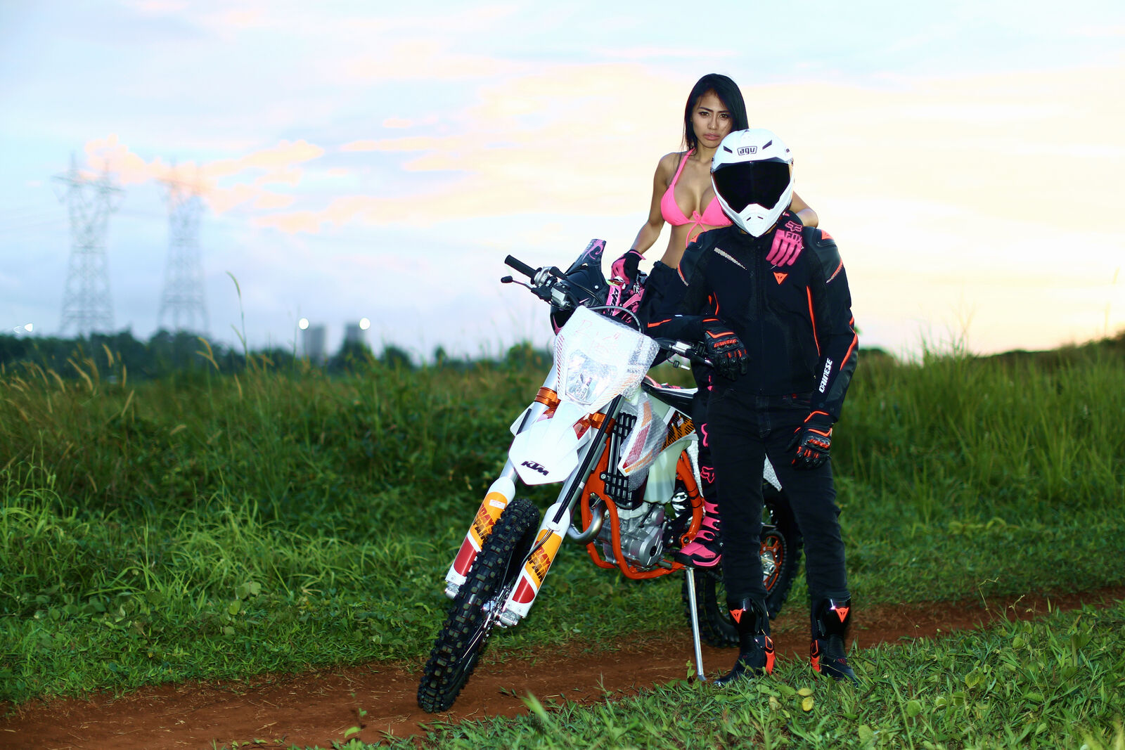 Jelly Jelo Meet Bang Rocas Photoshoot CORSA | CORSA